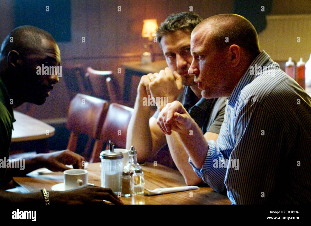 ROCKNROLLA, from left: Idris Elba, Gerard Butler, director Guy Ritchie ...