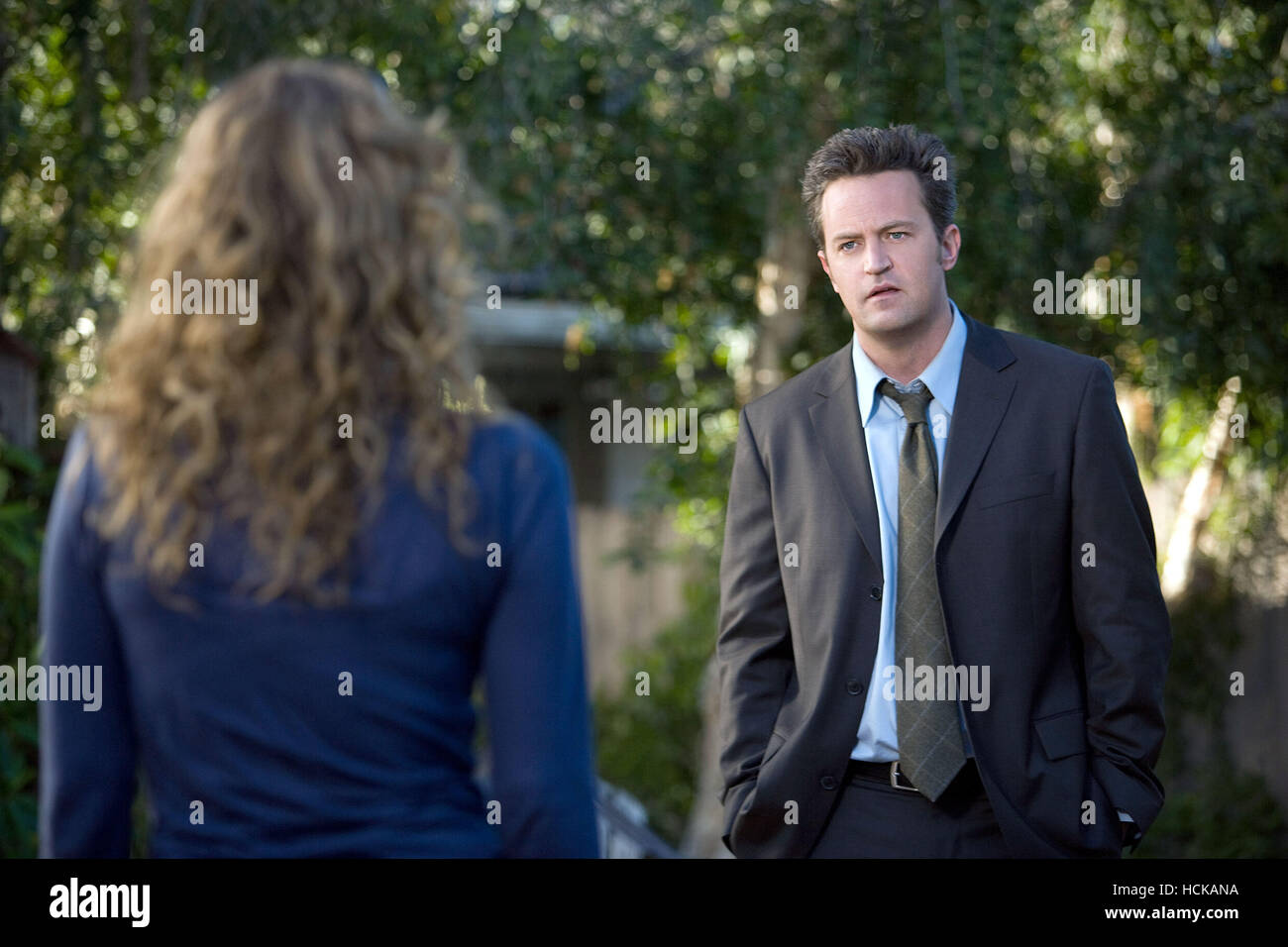 17 AGAIN, (aka SEVENTEEN AGAIN), from left: Leslie Mann, Matthew Perry ...