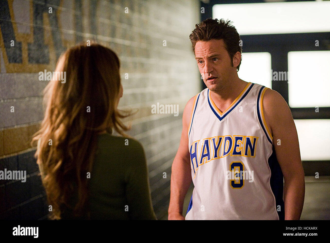 17 AGAIN, (aka SEVENTEEN AGAIN), from left: Leslie Mann, Matthew Perry ...