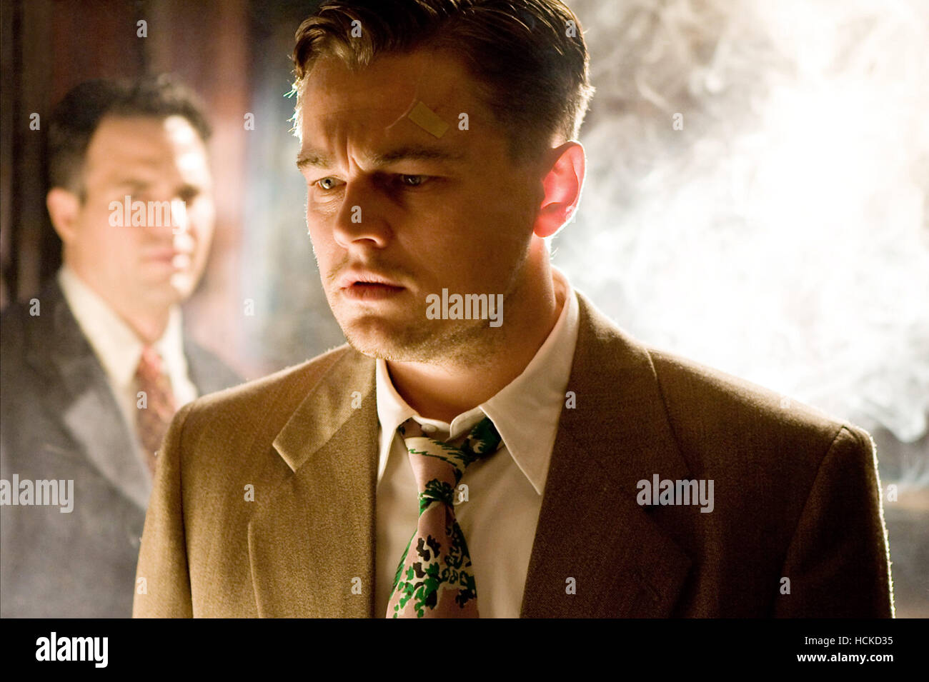 SHUTTER ISLAND, from left: Mark Ruffalo, Leonardo DiCaprio, 2010. ph ...