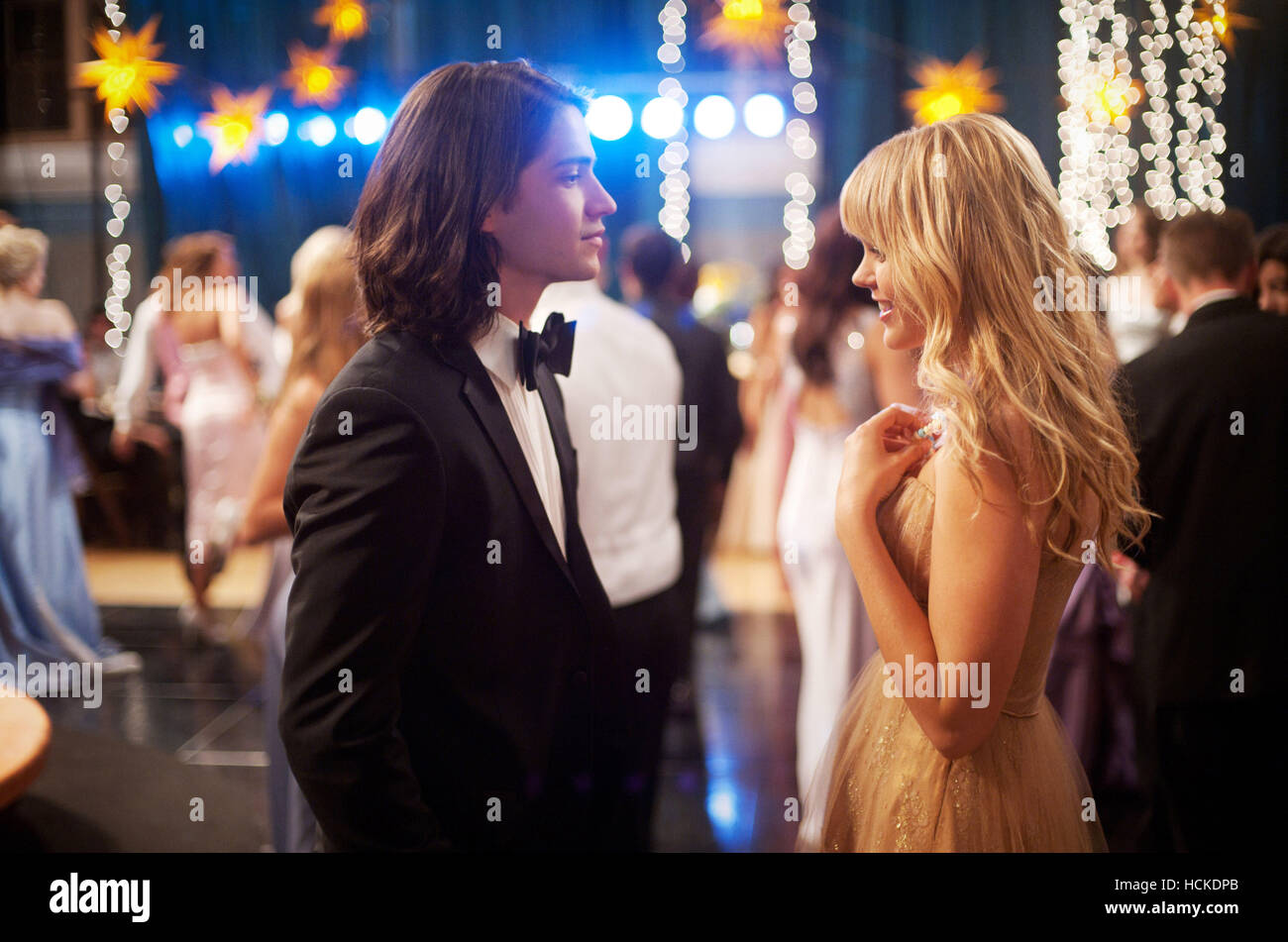 PROM, from left: Thomas McDonell, Aimee Teegarden, 2011, ph: Richard ...
