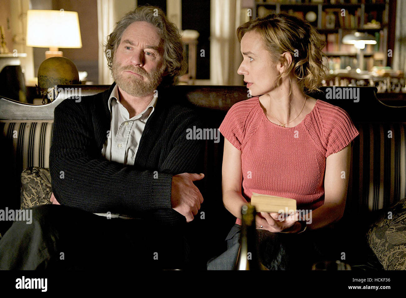 QUEEN TO PLAY, (aka JOUEUSE), from left: Kevin Kline, Sandrine Bonnaire ...