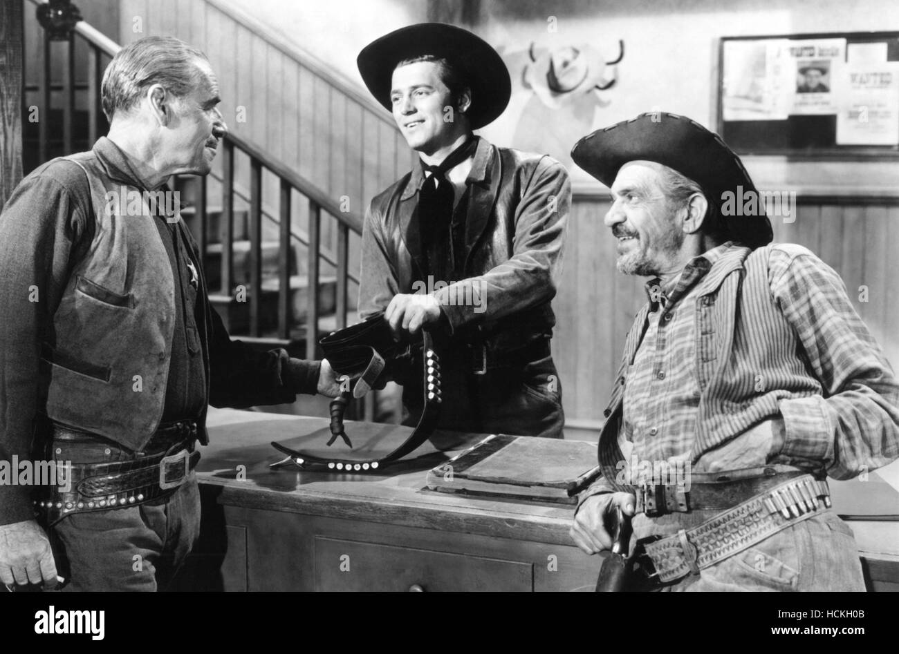 RETURN OF THE FRONTIERSMAN, Jack Holt (left), Gordon MacRae (center ...
