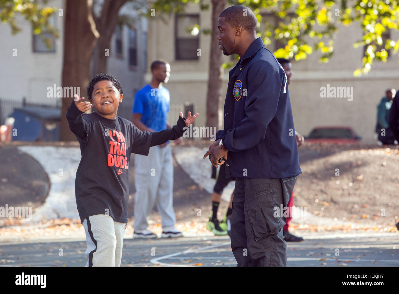 RIDE ALONG, from left: Benjamin Flores Jr., Kevin Hart, 2014. ph ...