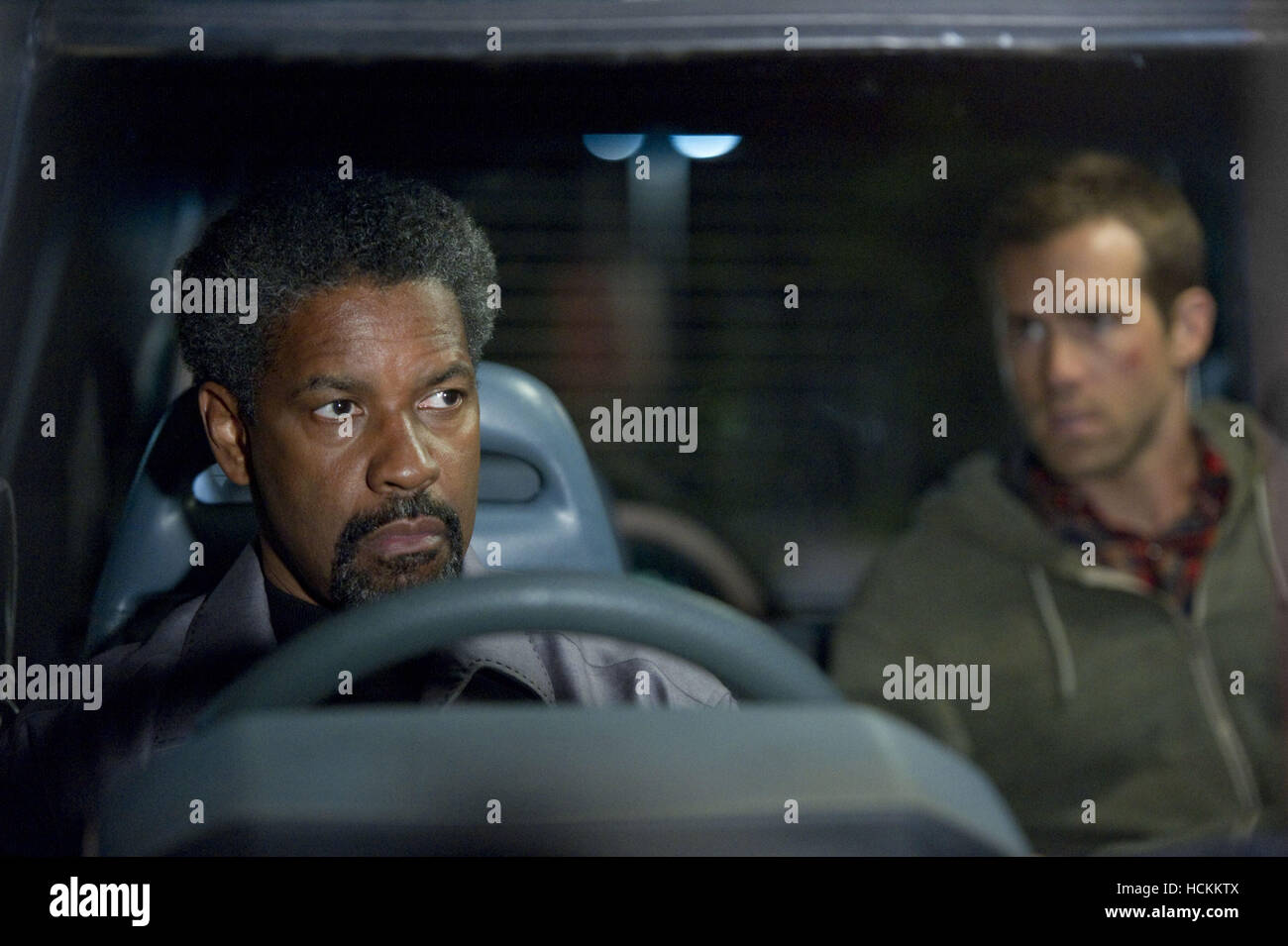 SAFE HOUSE, from left: Denzel Washington, Ryan Reynolds, 2012. ph ...
