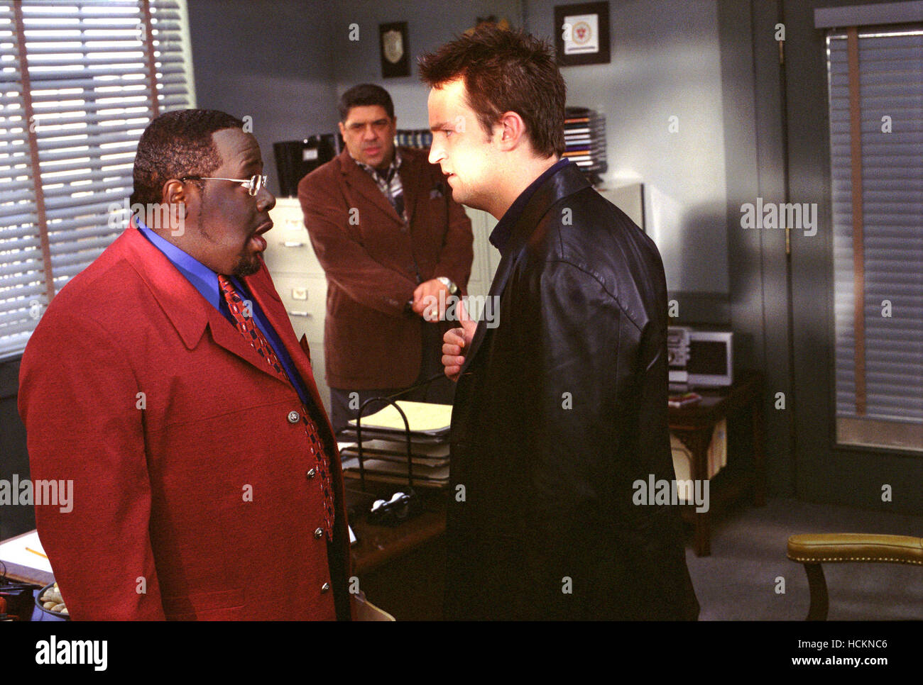 SERVING SARA, Cedric the Entertainer, Vincent Pastore, Matthew Perry ...