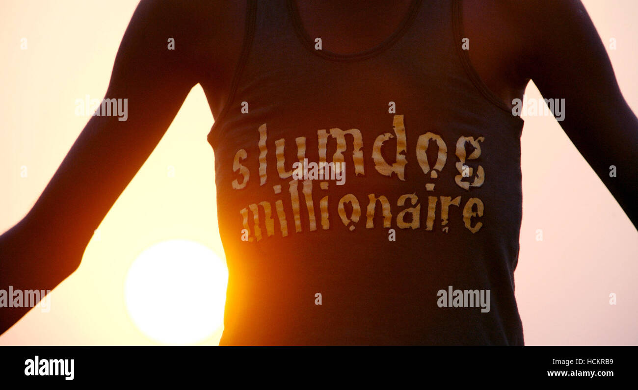 SLUMDOG MILLIONAIRE, 2008. ©Fox Searchlight/courtesy Everett Collection ...