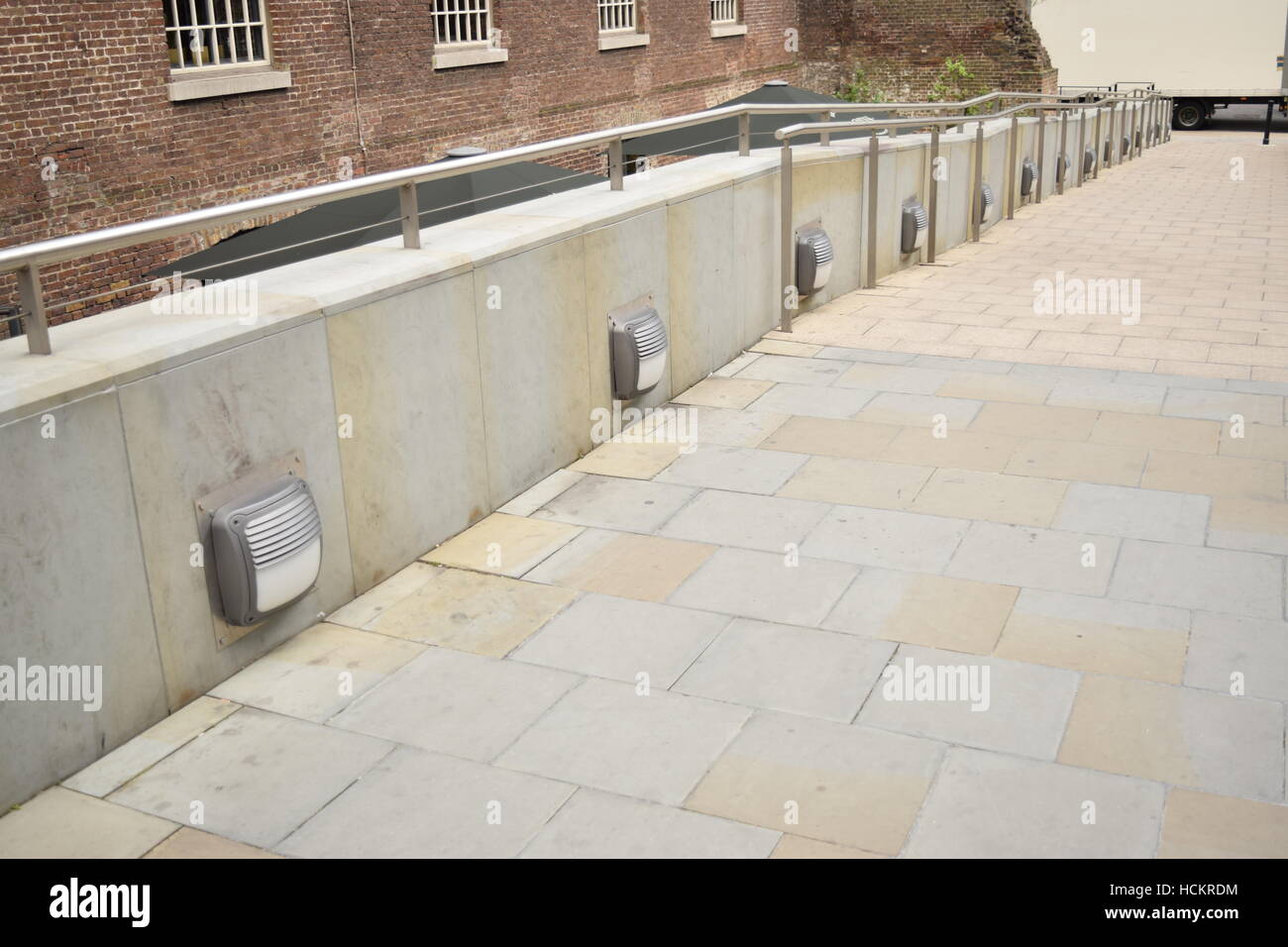 Edge of carpark hi-res stock photography and images - Alamy