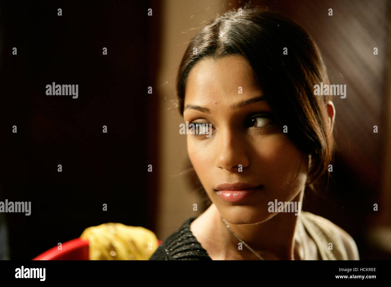 SLUMDOG MILLIONAIRE, Freida Pinto, 2008. ©Fox Searchlight/courtesy ...