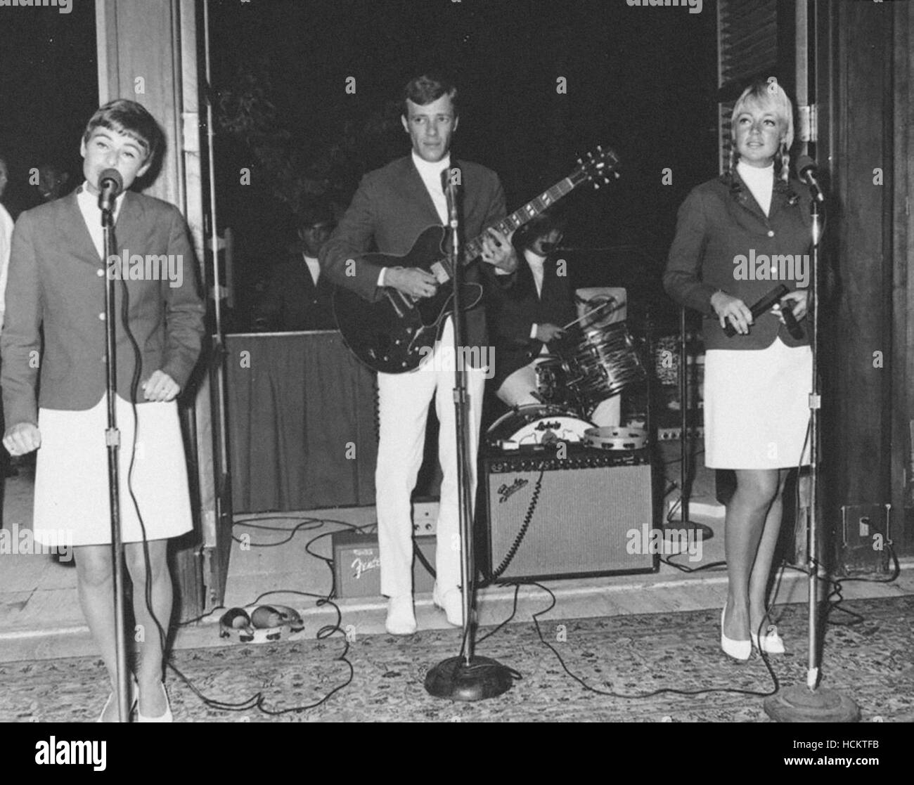 STAY AWHILE, 'The Bells', from left, Ann Ralph, Cliff Edwards, Jacki ...