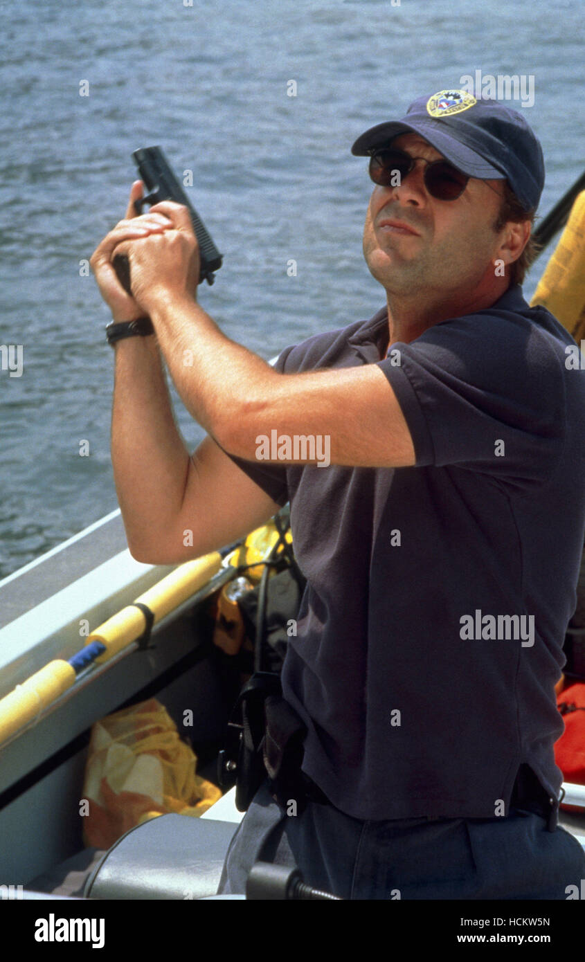 STRIKING DISTANCE, Bruce Willis, 1993, (c) Columbia/courtesy Everett ...