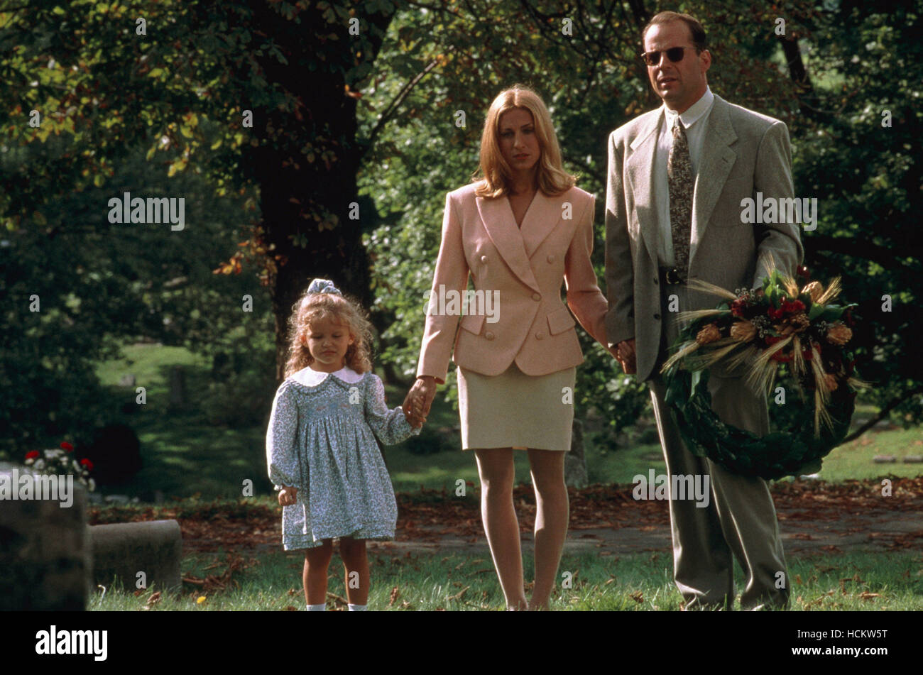 STRIKING DISTANCE, Sarah Jessica Parker (center), Bruce Willis, 1993 ...