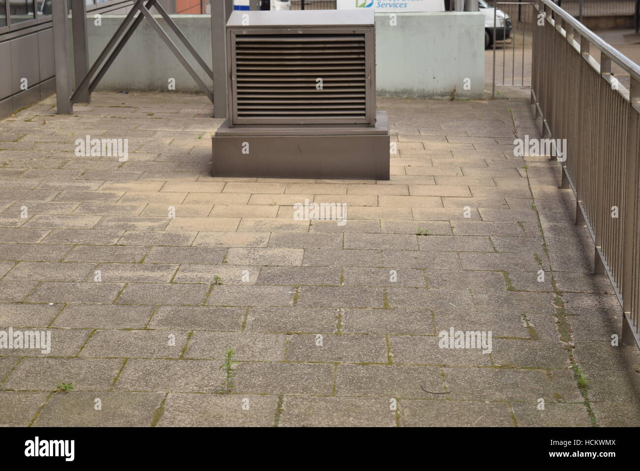 Pavement vent hi-res stock photography and images - Alamy