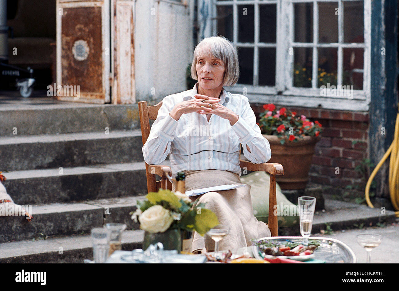 SUMMER HOURS, (aka L'HEURE D'ETE), Edith Scob, 2008. ©IFC/Courtesy ...