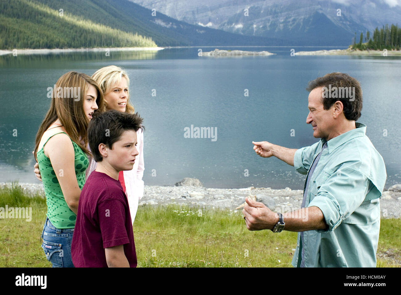 R.V., Josh Hutcherson, Joanna 'Jojo" Levesque, Cheryl Hines, Robin ...