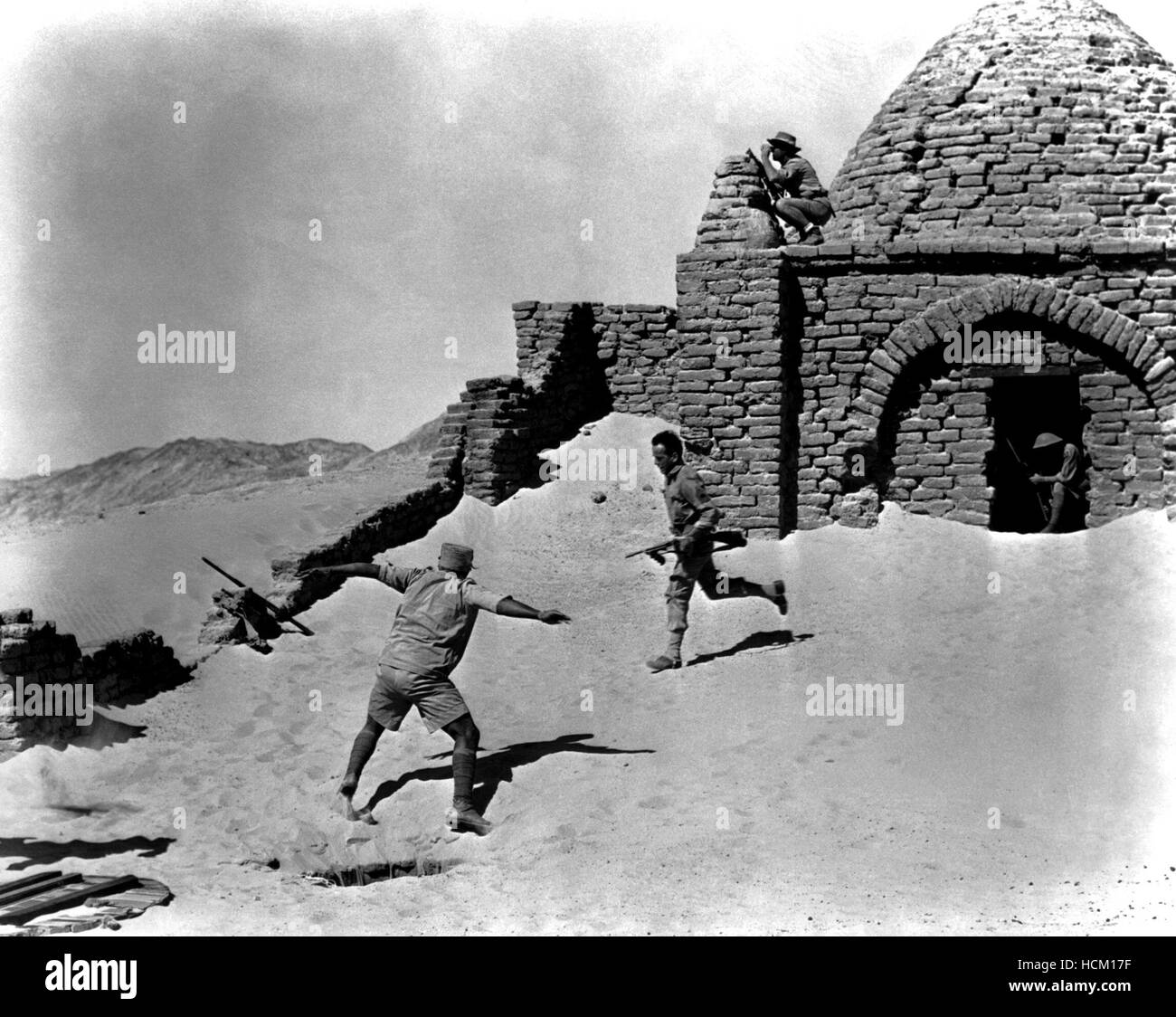 SAHARA, Humphrey Bogart, 1943 Stock Photo - Alamy