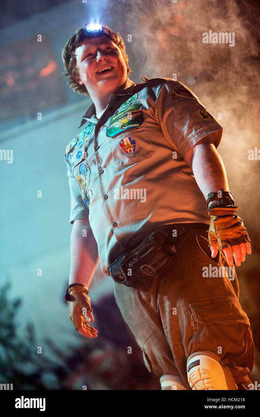 SCOUTS GUIDE TO THE ZOMBIE APOCALYPSE, (aka SCOUT'S GUIDE TO THE ZOMBIE ...