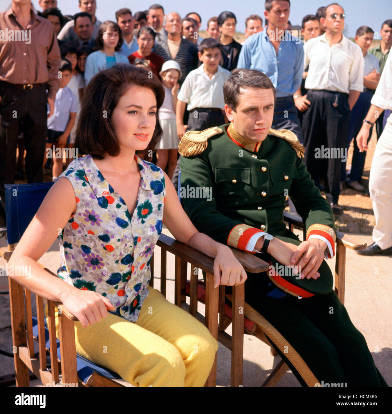 THE SECRET OF MY SUCCESS, foreground from left: Shirley Jones, James ...