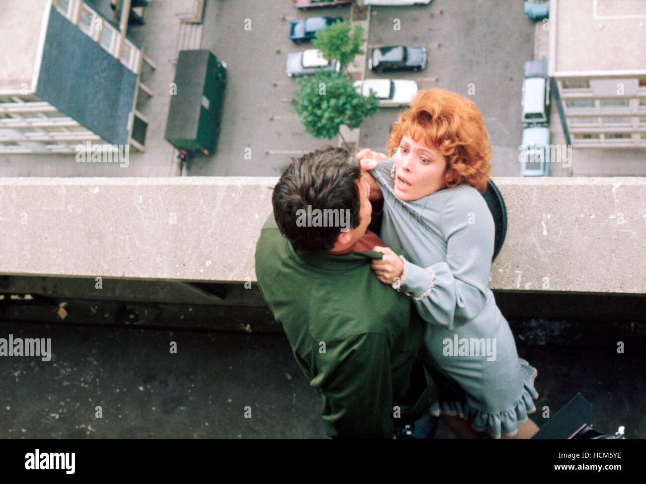 SITTING TARGET, from left: Oliver Reed, Jill St. John, 1972 Stock Photo ...