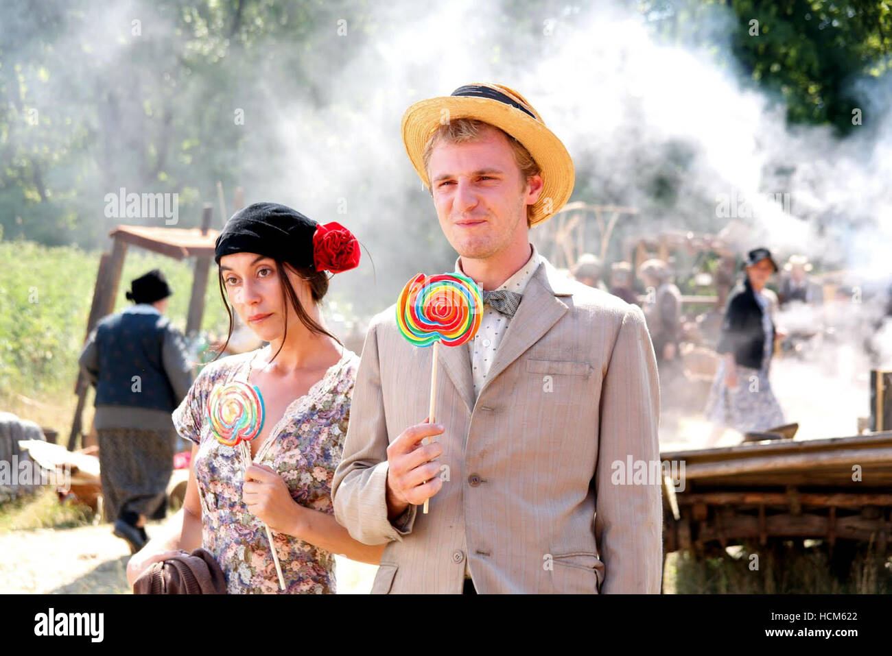 SILENT WEDDING, (aka NUNTA MUTA), from left: Meda Andreea Victor ...