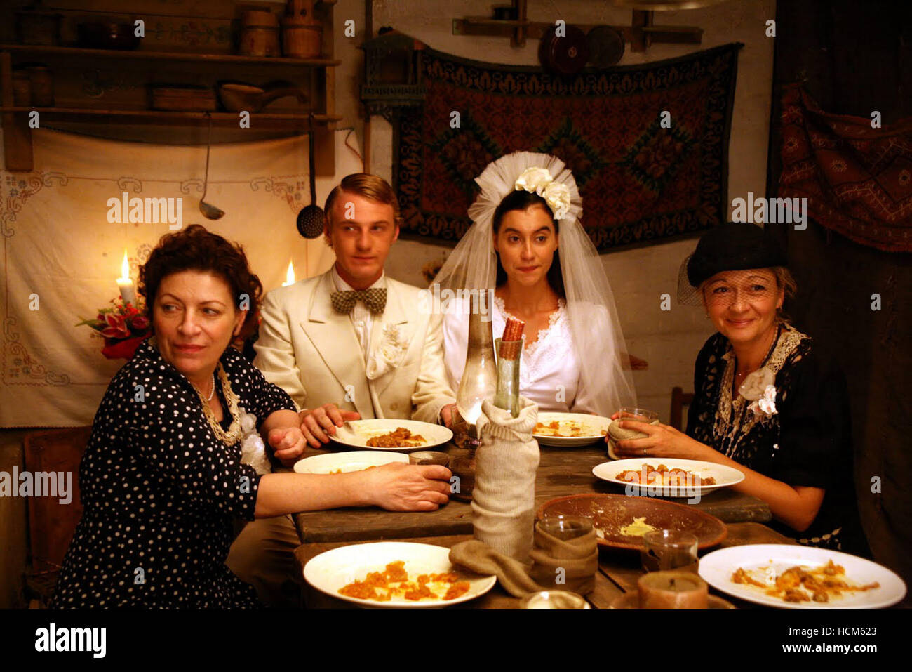 SILENT WEDDING, (aka NUNTA MUTA), Luminita Gheorghiu (left), Alexandru ...