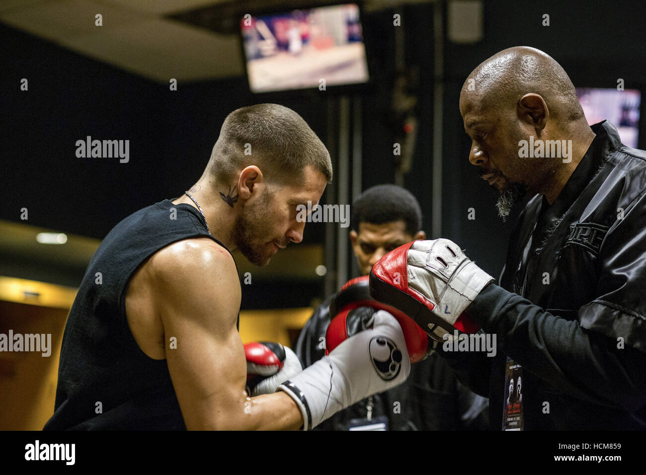 SOUTHPAW, from left: Jake Gyllenhaal, Forest Whitaker, 2015. ph: Scott ...
