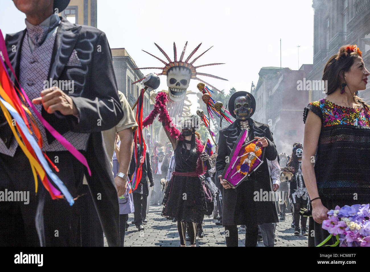 SPECTRE, The Day of the Dead parade, Mexico City, 2015. ph: Jonathan ...