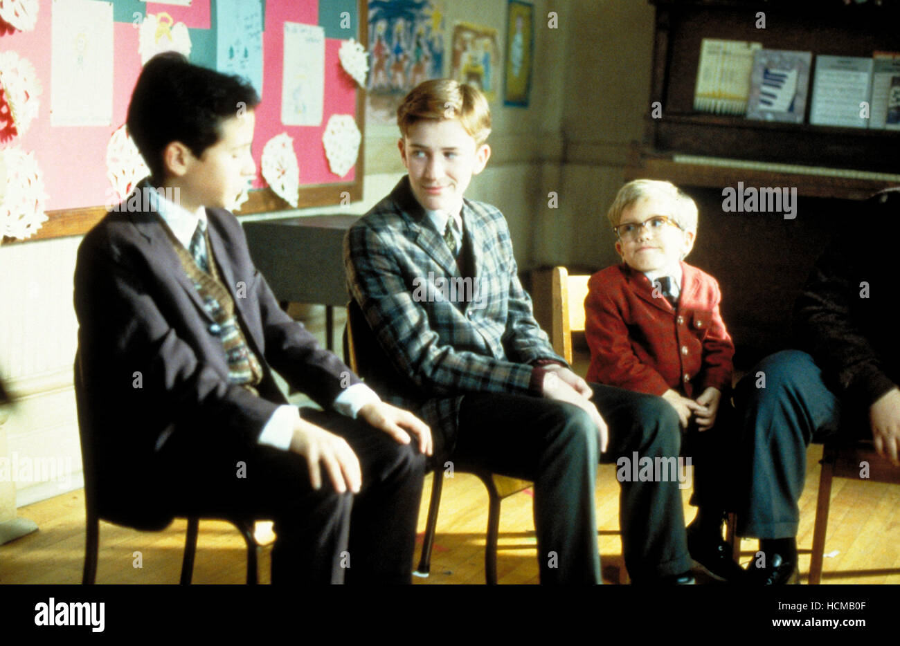 SIMON BIRCH, Joseph Mazzello (center), Ian Michael Smith (right), 1998 ...