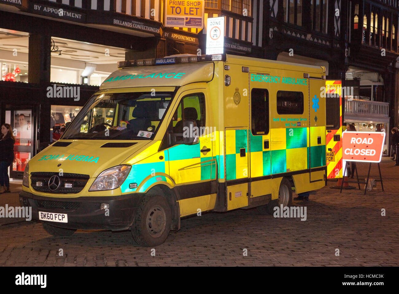 Uk Ambulance First Response High Resolution Stock Photography and ...