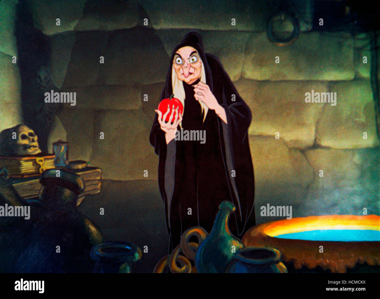 SNOW WHITE AND THE SEVEN DWARFS, witch, 1937, ©Walt Disney Pictures ...