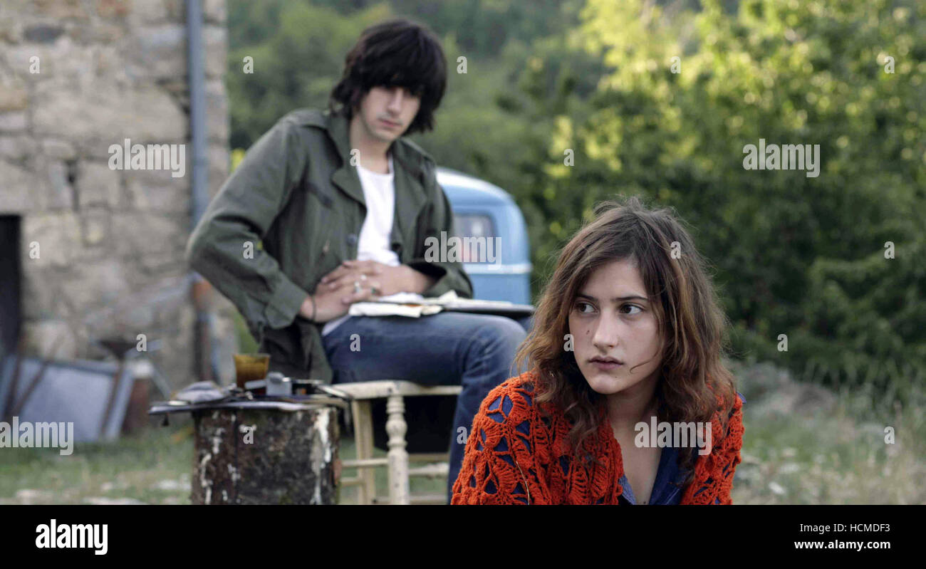 SOMETHING IN THE AIR, (aka APRES MAI), from left: Clement Metayer, Lola ...