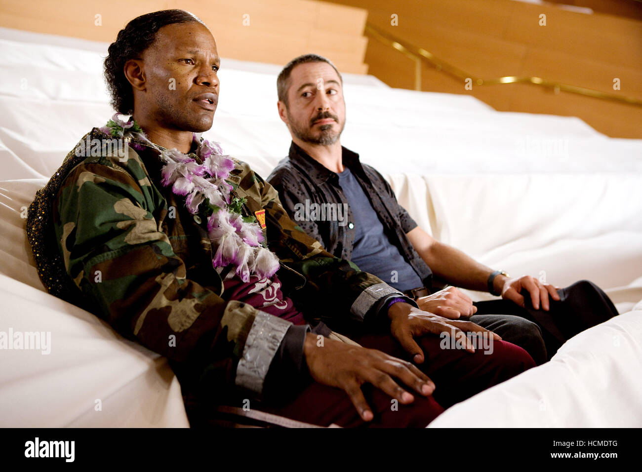 THE SOLOIST, from left: Jamie Foxx, Robert Downey Jr., 2009. PH ...