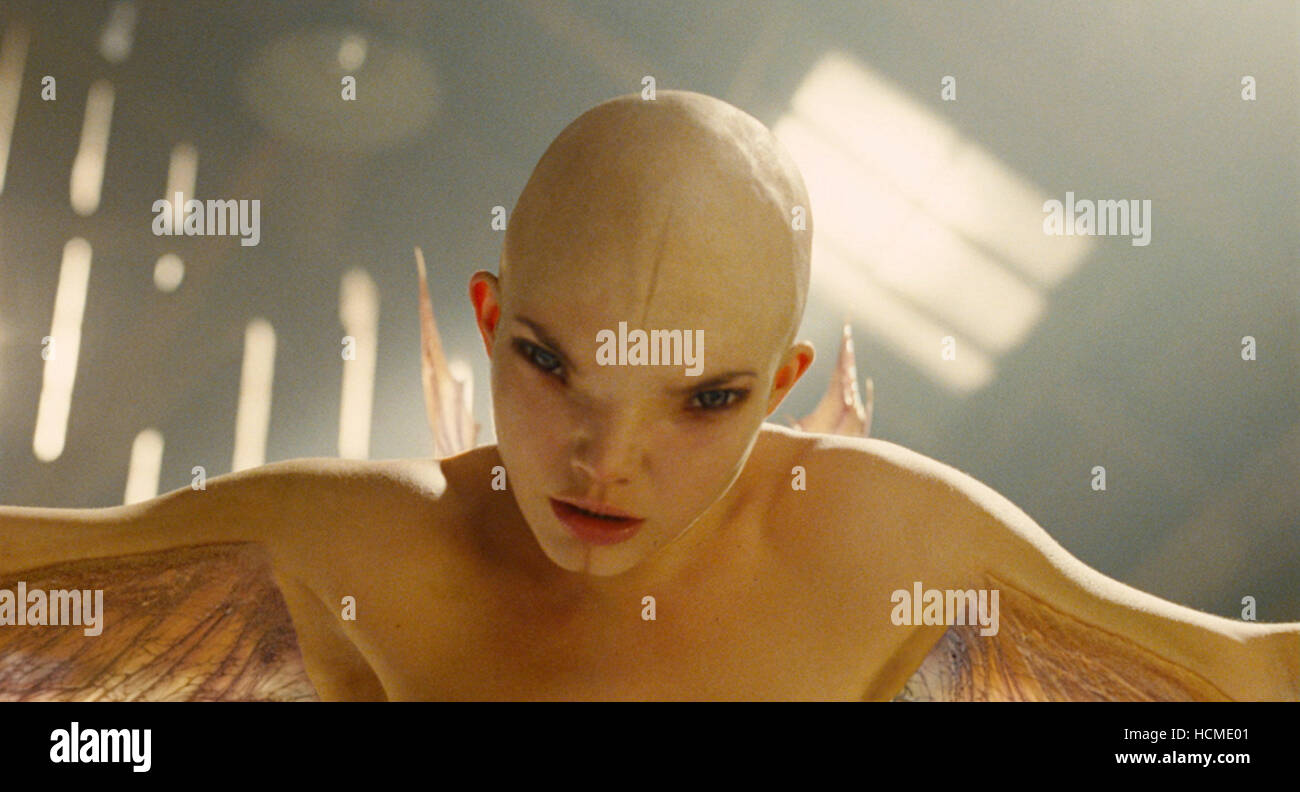 SPLICE, Delphine Chaneac, 2009. ©Warner Bros/Courtesy Everett ...