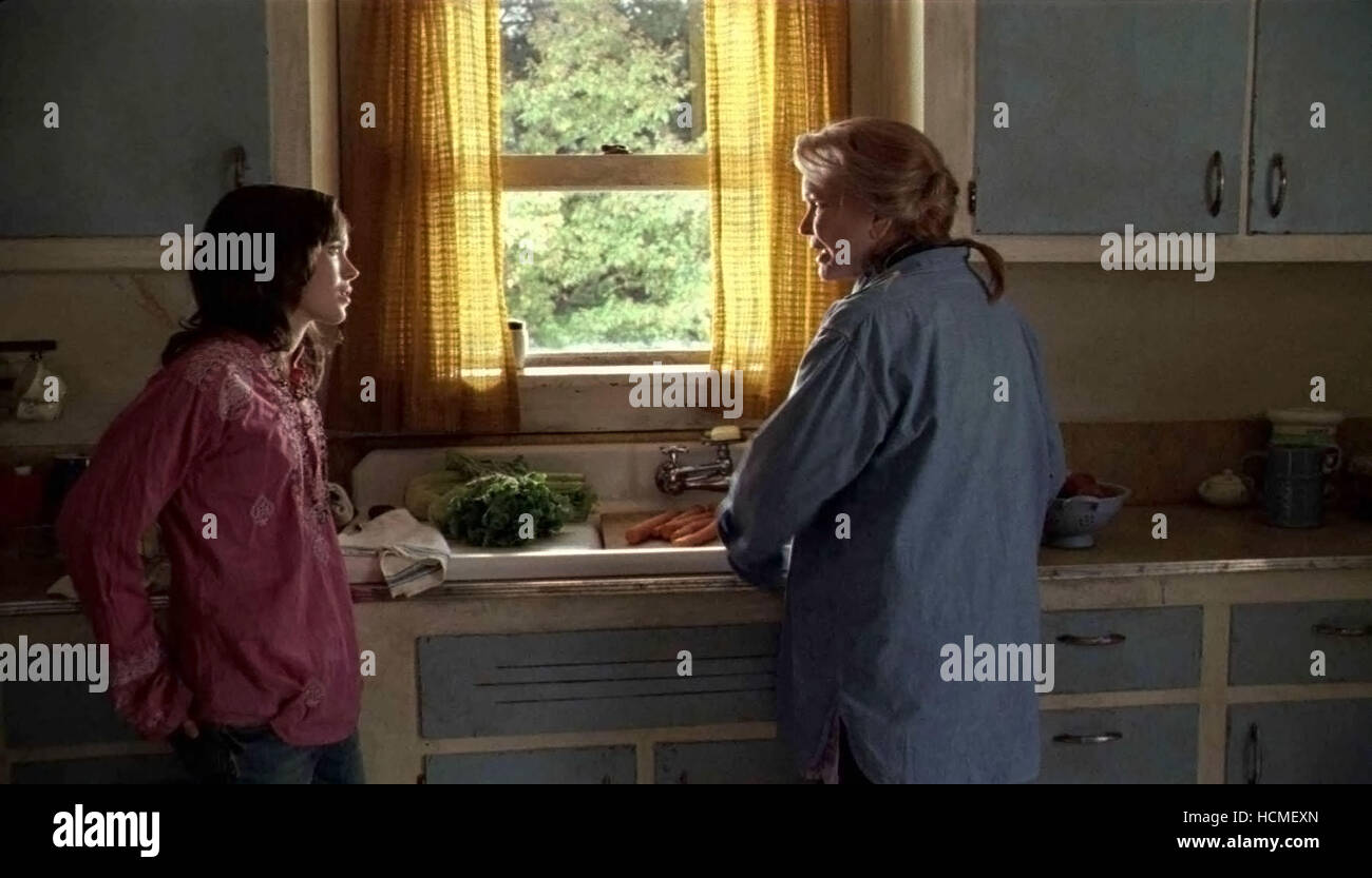 THE STONE ANGEL, from left: Ellen Page, Ellen Burstyn, 2007. ©Vivendi ...