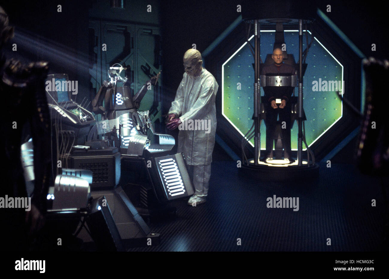STAR TREK: NEMESIS, Ron Perlman, Patrick Stewart, 2002. Copyright ...