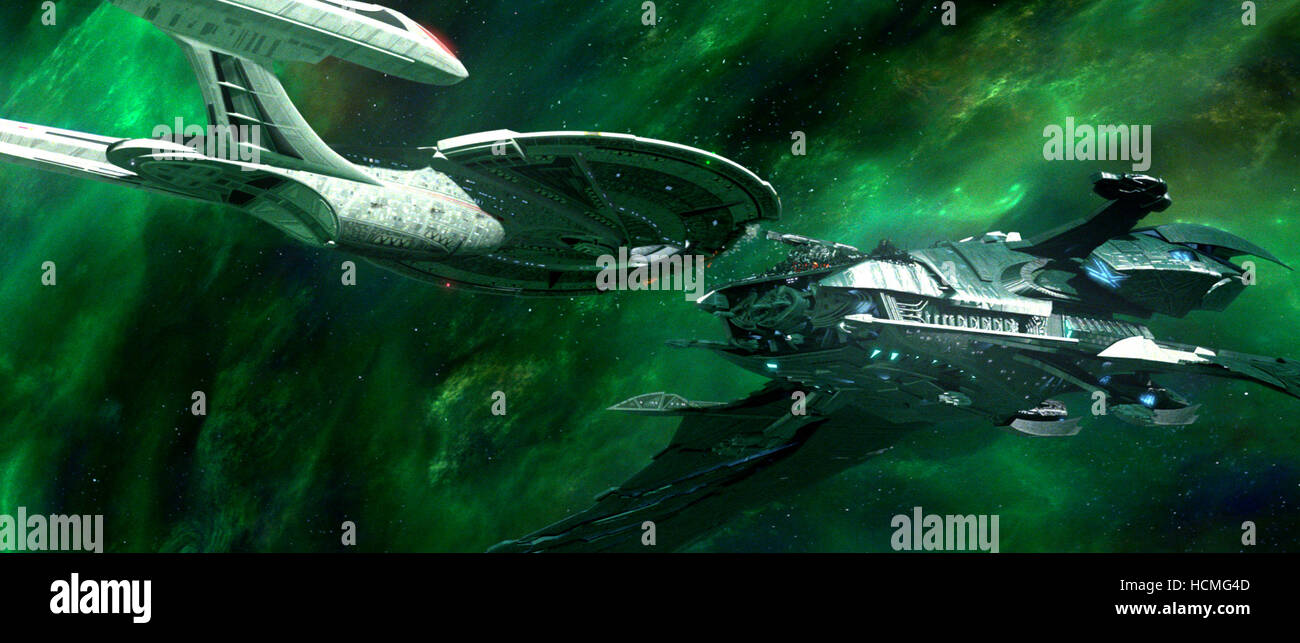 STAR TREK: NEMESIS, The Scimitar, battling The Enterprise, 2002 ...