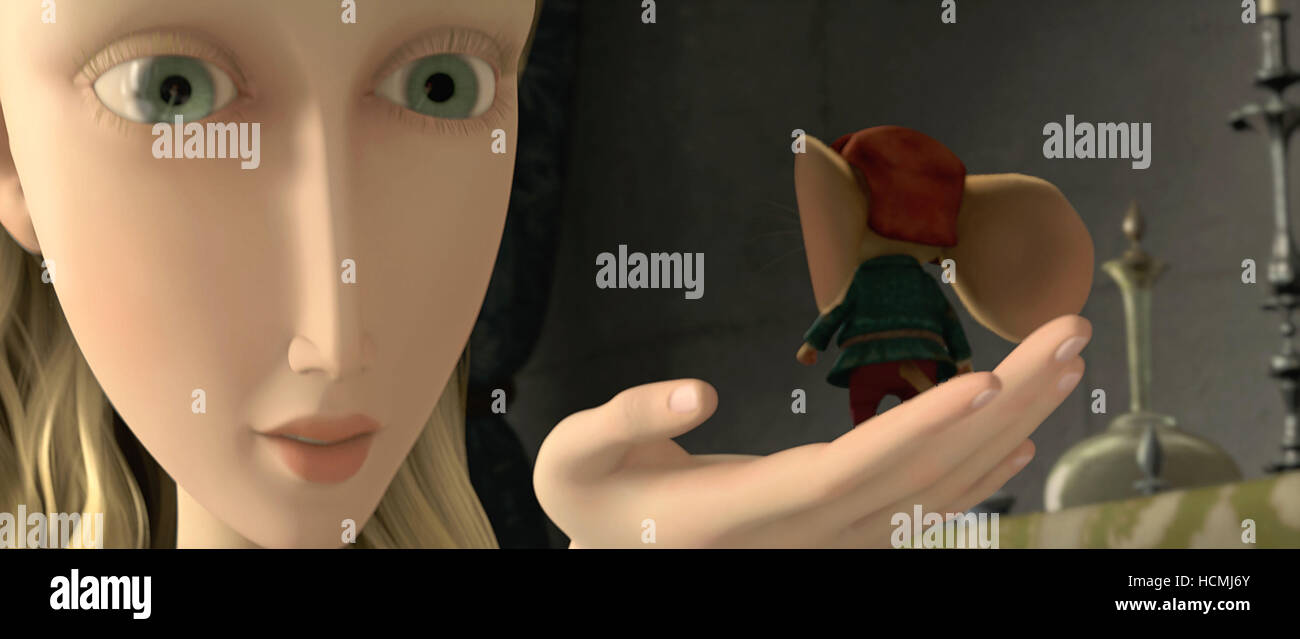 THE TALE OF DESPEREAUX, from left: Princess Pea (voice: Emma Watson), Despereaux (voice: Matthew ...