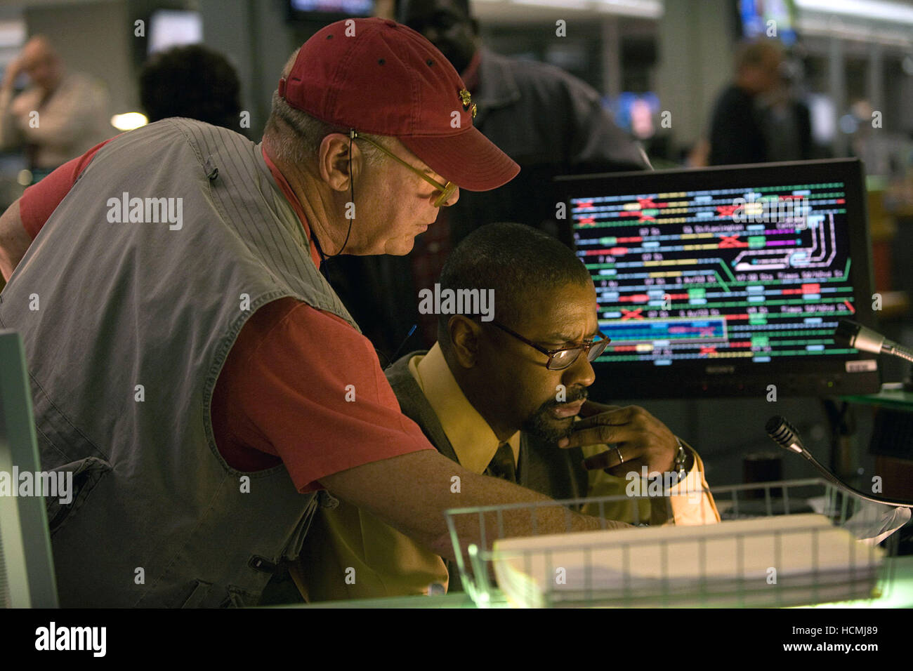 THE TAKING OF PELHAM 1 2 3, from left: director Tony Scott, Denzel ...
