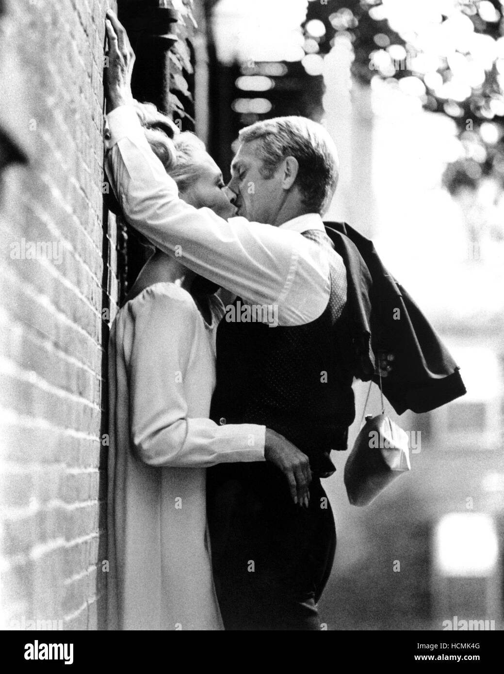 THE THOMAS CROWN AFFAIR, Faye Dunaway, Steve McQueen, 1968 Stock Photo ...