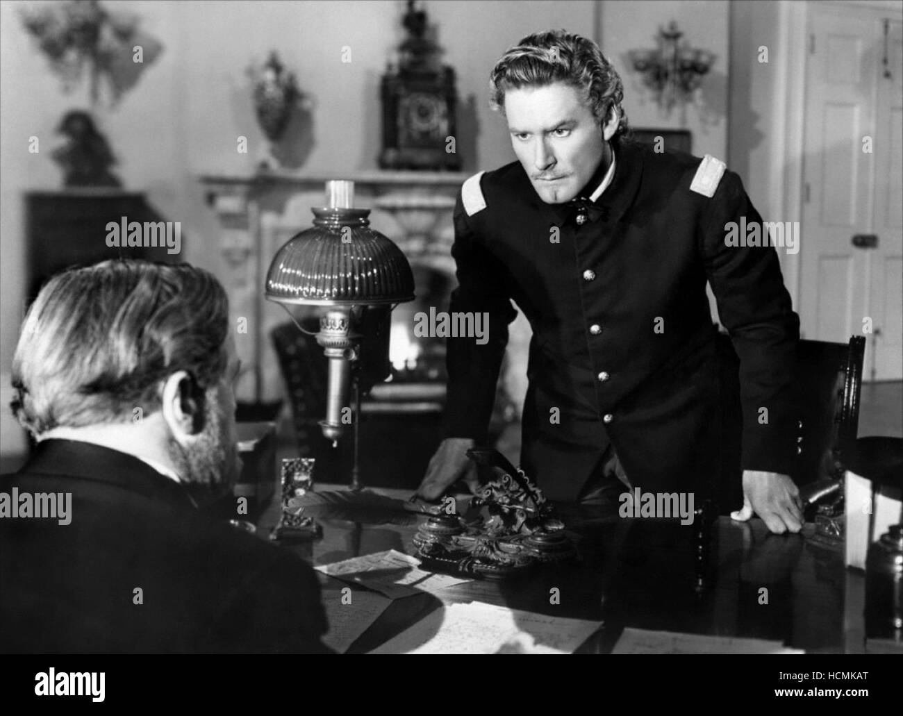THEY DIED WITH THEIR BOOTS ON, Errol Flynn as George Armstrong Custer ...