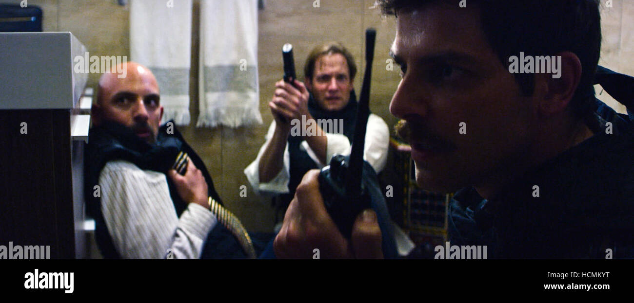 13 HOURS: THE SECRET SOLDIERS OF BENGHAZI, from left: Christopher ...