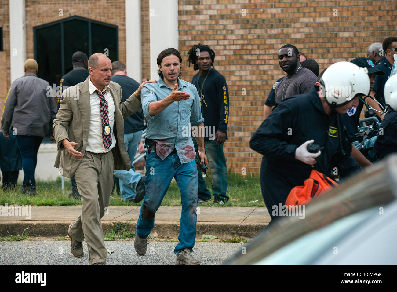 TRIPLE 9, (aka TRIPLE NINE), from left: Woody Harrelson, Casey Affleck ...
