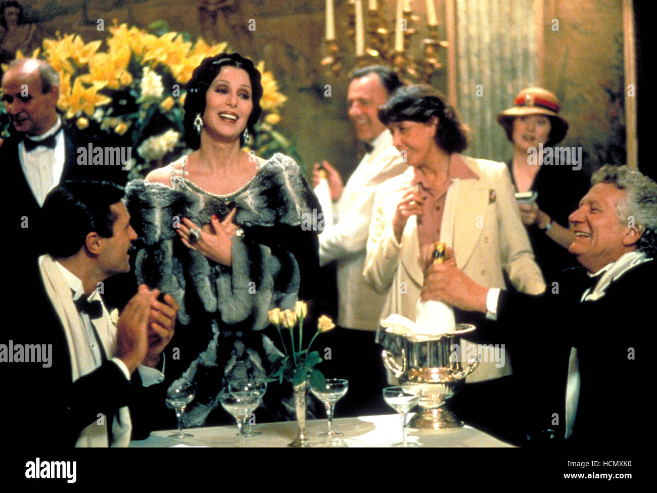 TEA WITH MUSSOLINI, Cher (center), Lily Tomlin (right), 1999, (c) G2 ...