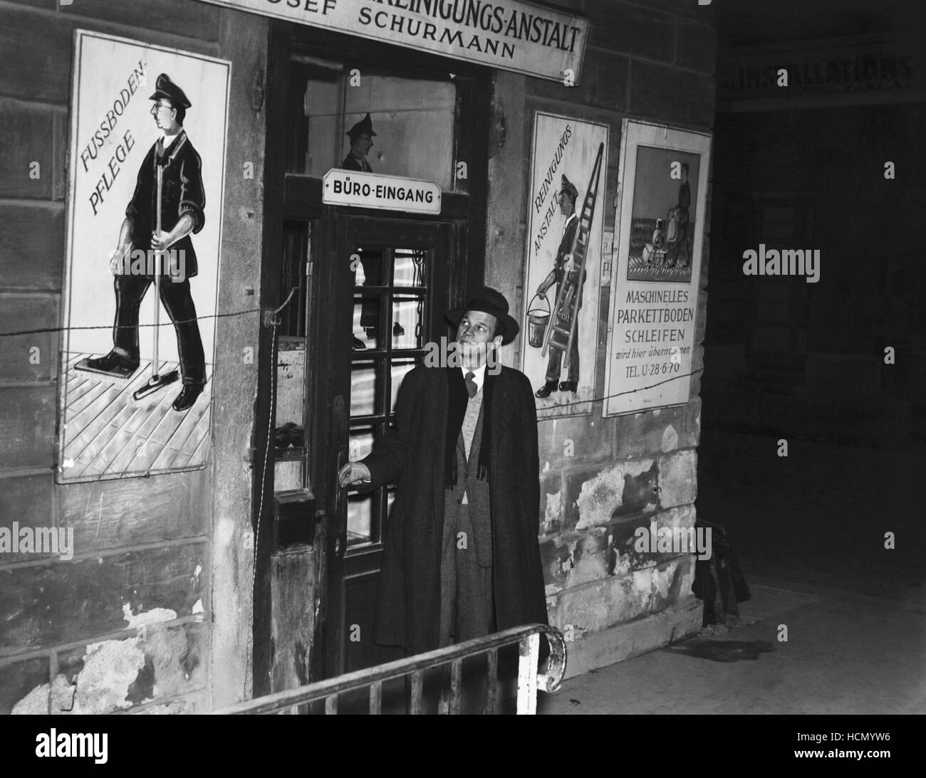 THE THIRD MAN, Joseph Cotten, 1949 Stock Photo - Alamy