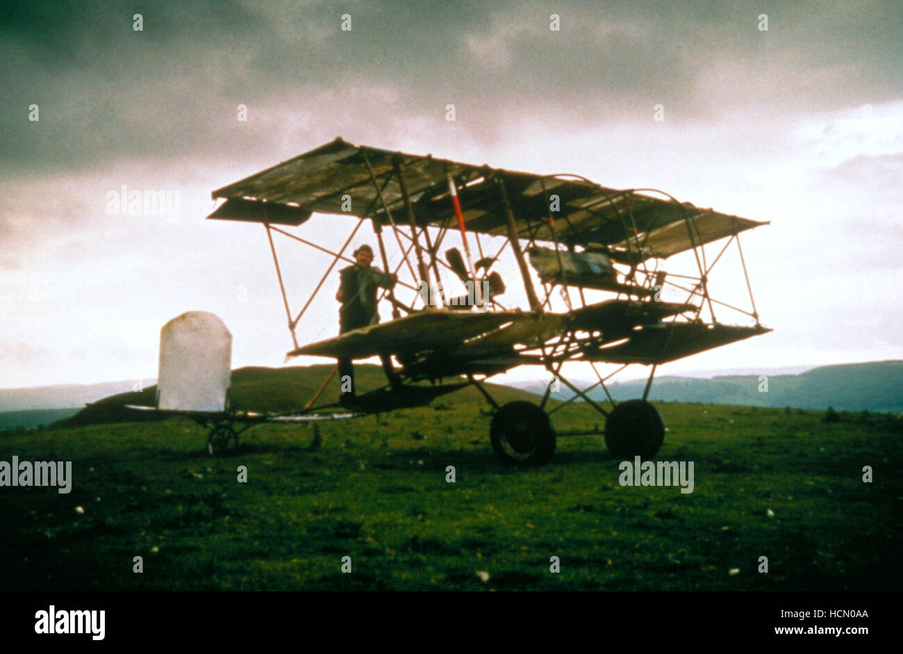 THE THEORY OF FLIGHT, Kenneth Branagh, 1998, © Fine Line/courtesy ...