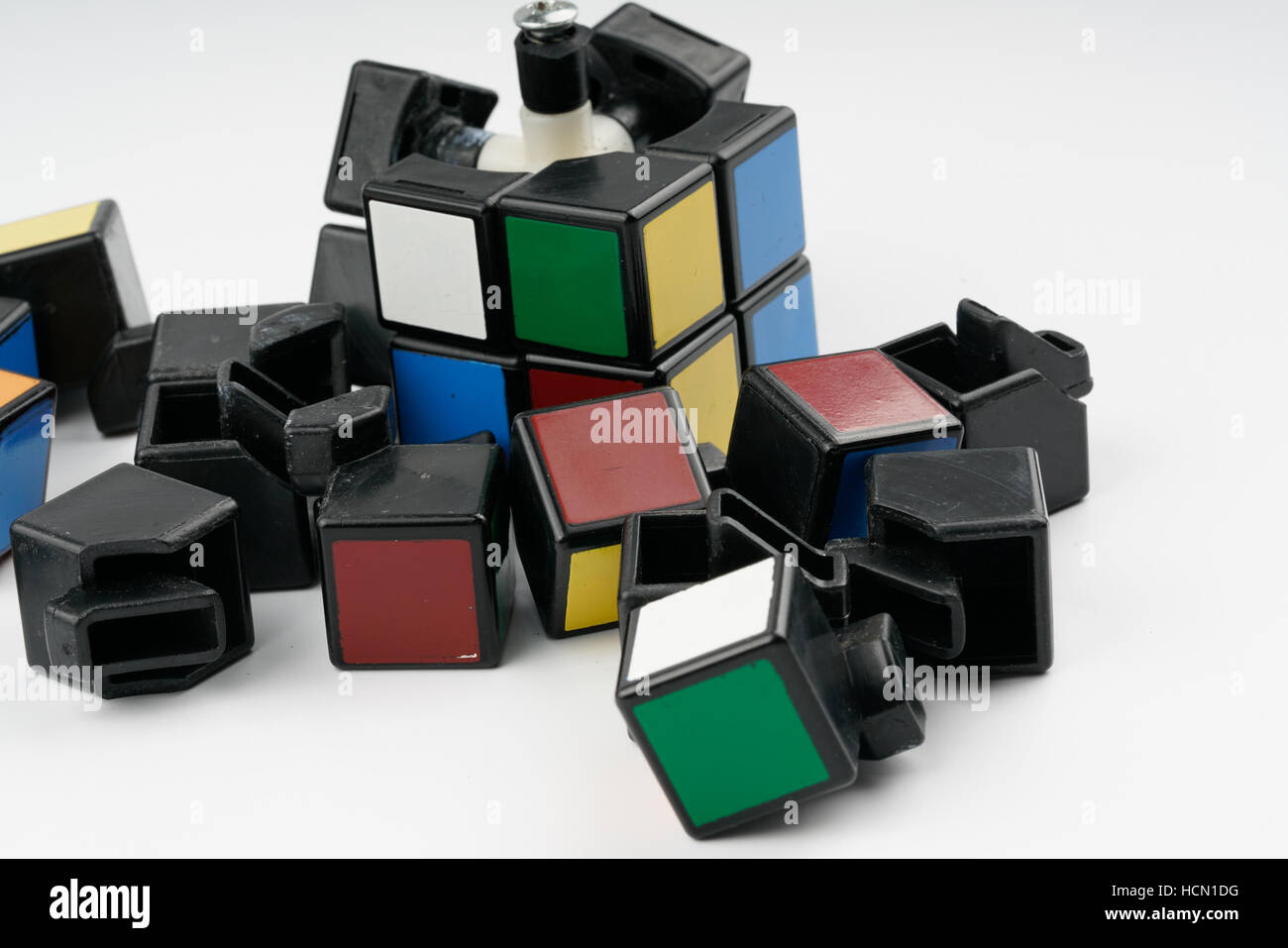 Broken puzzle with white background. Give up concept Stock Photo - Alamy