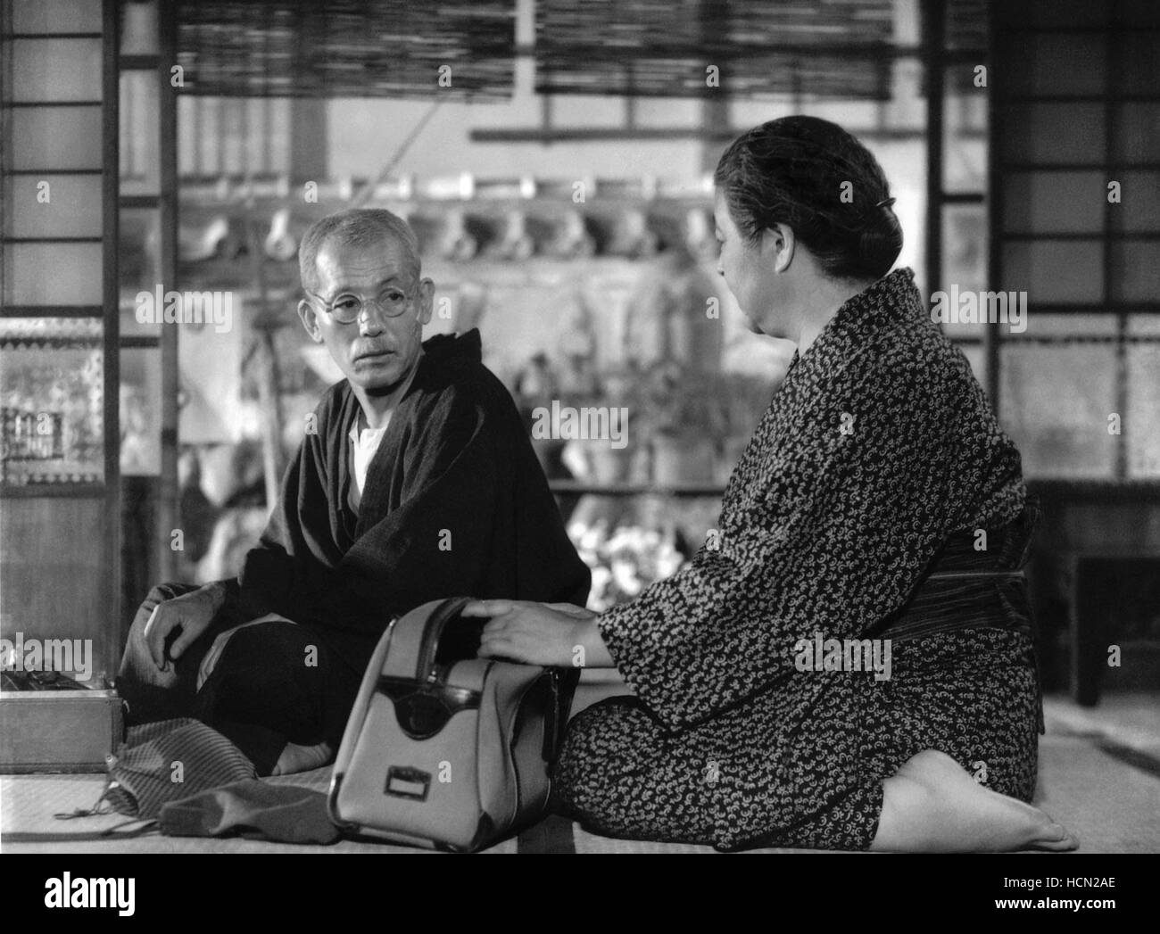 TOKYO STORY, (aka TOKYO MONOGATARI), Chishu Ryu, Chieko Higashiyama ...
