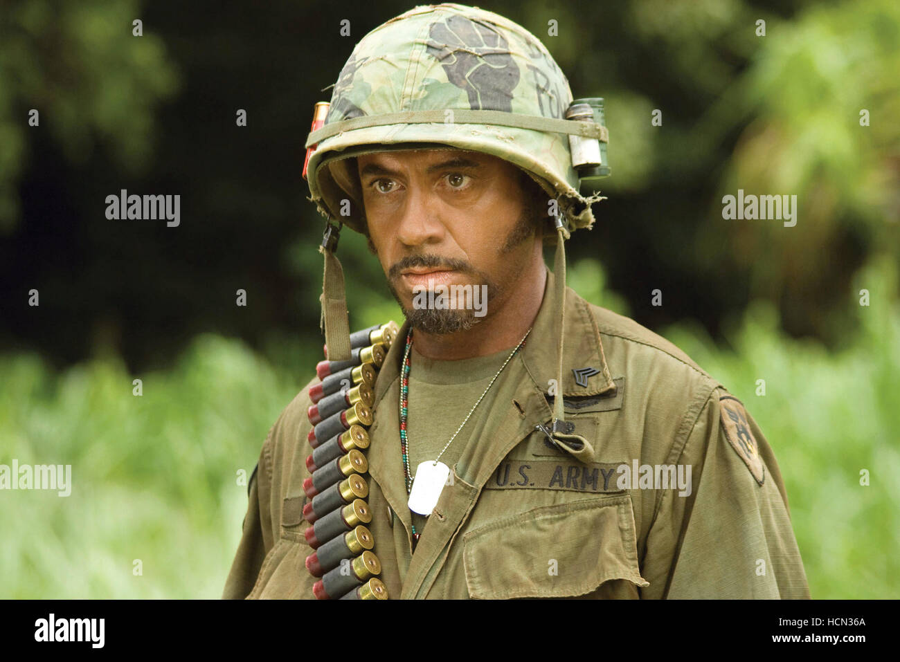 TROPIC THUNDER, Robert Downey Jr., 2008, © DreamWorks/courtesy Everett ...