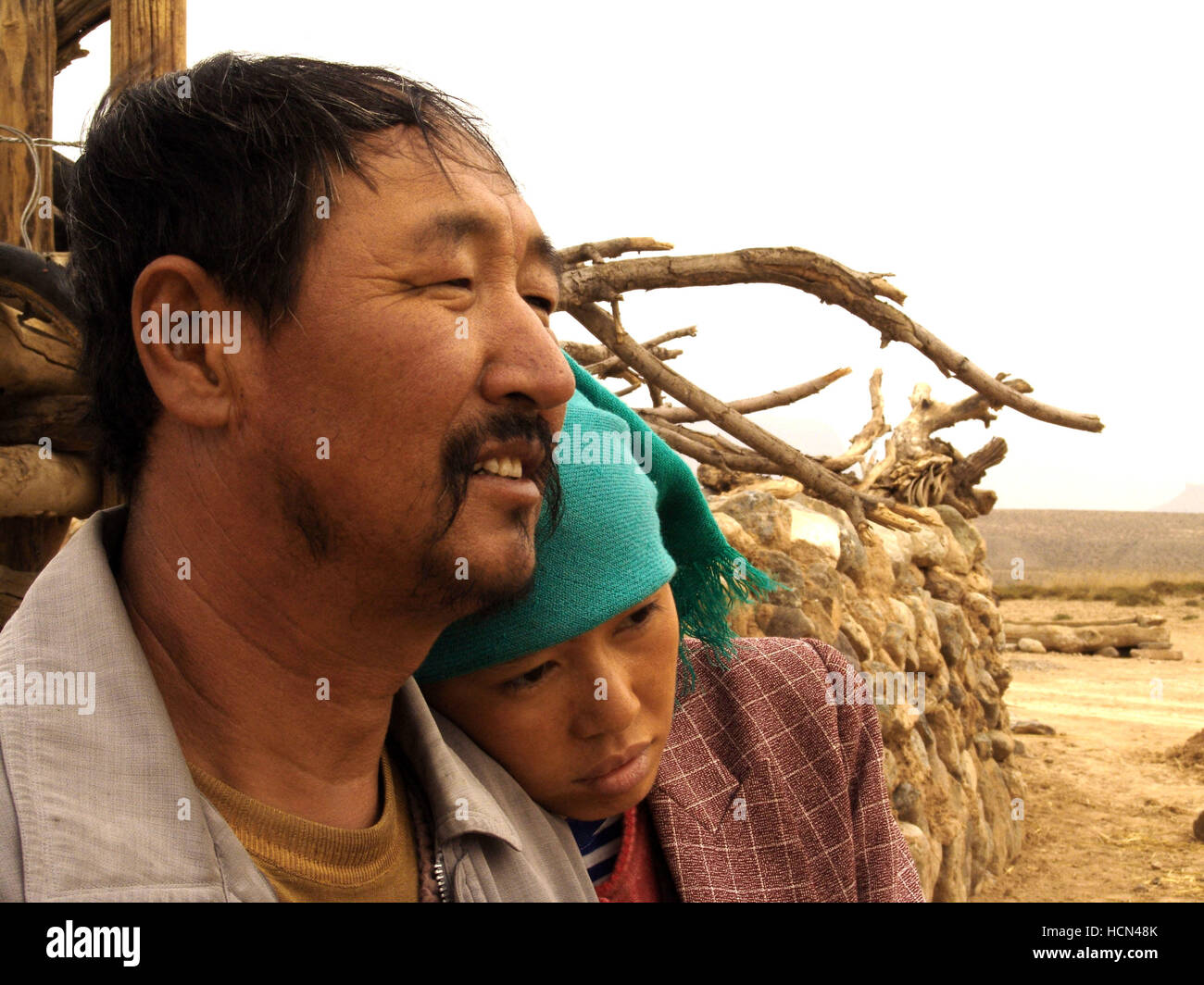 TUYA'S MARRIAGE, (aka TUYA DE HUN SHI), Nan Yu (right), 2006. ©Music ...