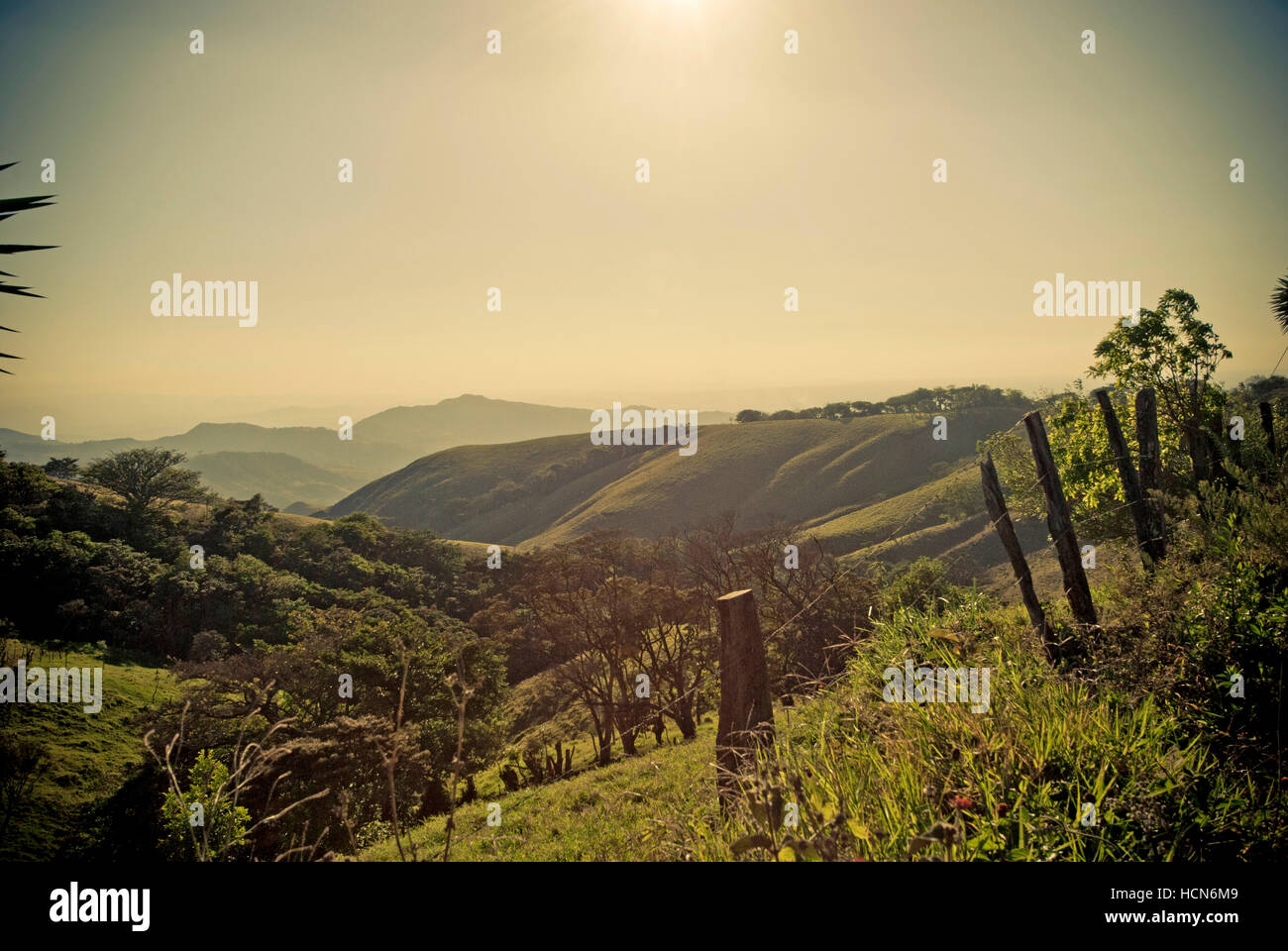 Mountains of costa rica hi-res stock photography and images - Alamy